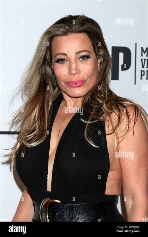 Los Angeles Ca 9th Feb 2022 Taylor Dayne At Arrivals For Merging