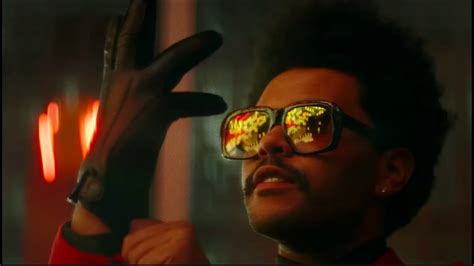 The Weeknd Blinding Lights Official Music Youtube