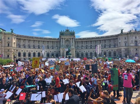 Sigrid Stagl Ist Wissenschaftlerin Des Jahres Weltbund