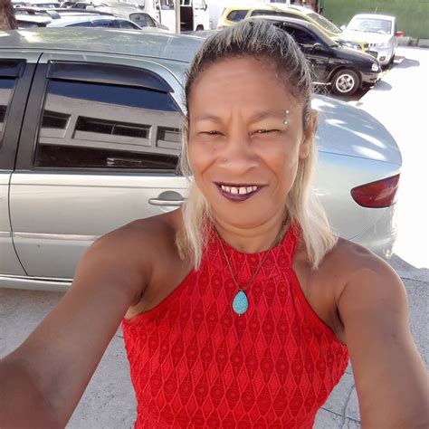 Cláudia Derik Alves