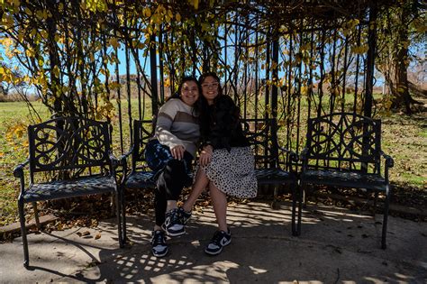 Photo Shot Ash And Cass 8 Images Behance