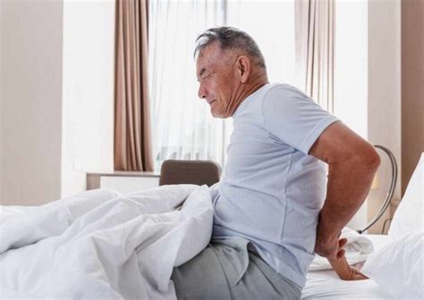 How To Sleep Comfortably With A Slipped Disc