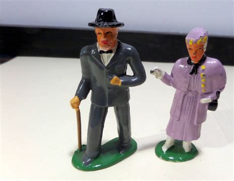 Barclay Lead Toy Older Couple Out For A Stroll By Tsusencollectibles