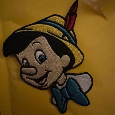 Mickey Mouse Winking 373 X 35 Disneyland Disney Parks Resorts Iron On