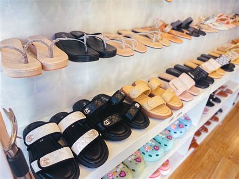 แองเจิ้ล ช๊อป ร้านขายเครื่องสำอางค์ อ ท่าบ่อ