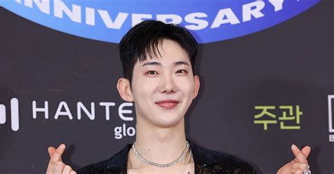 포토s 조권 남다른 매력