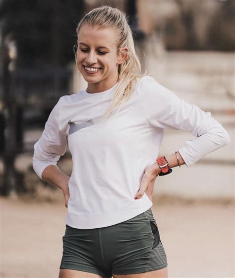 Karissa Schweizer R Hottestfemaleathletes