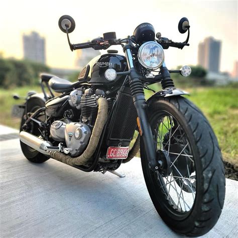 【triumph Bonneville Bobber】車輛一覽 新車、二手、中古機車、速可達、大型重機應有盡有 「webike 摩托車市」