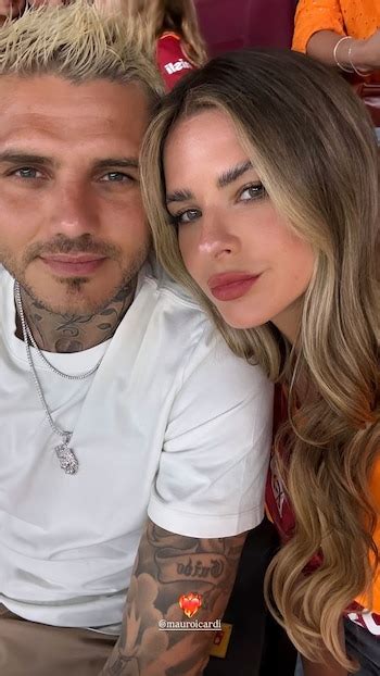 Entre Selfies Y Paseos En Estambul Mauro Icardi Confrontó Las Fotos De Wanda Nara Con Su