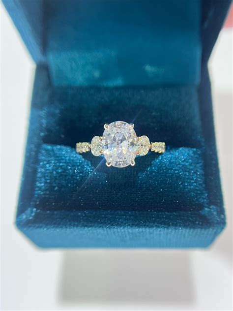 14ky Setting 13ctw Oval 13ctw Rounds Beyond Measure Jewelers