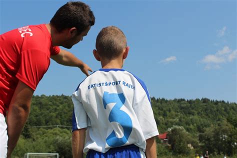 なぜ日本のサッカー現場で指導者が不足しているのか Future Project