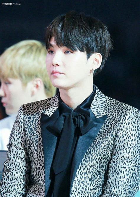 Suga Timeskip Yoongi Selca 2016 Suga Vest Bts Min Yoongi