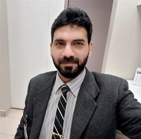 Dr Haseeb Amjad Chishti Urologist And Infertility Specialist