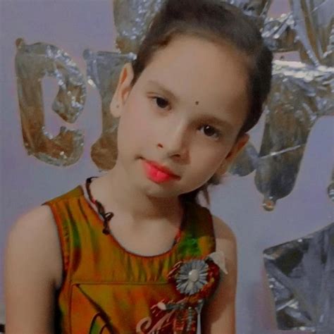 Khushi Upadhyay 60 Youtube