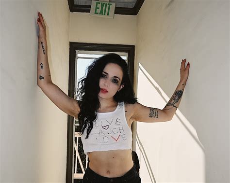 Sizzy Rocket Live Laugh Love