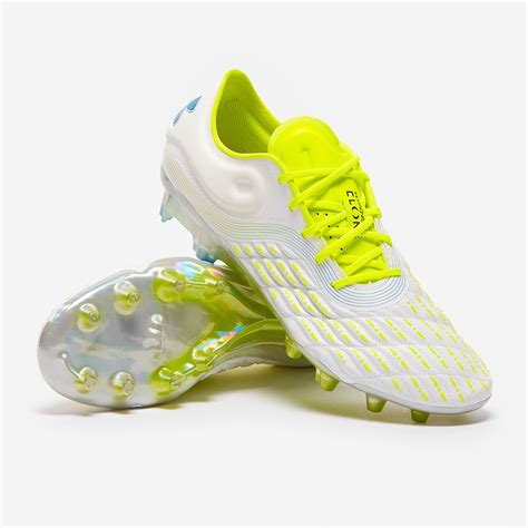Under Armour Clone Magnetico Elite 30 Fg White High Vis Yellow Capri