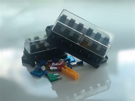 Fuse Box With 4 6 Output Motorcycles Motorcycle Accessories On Carousell