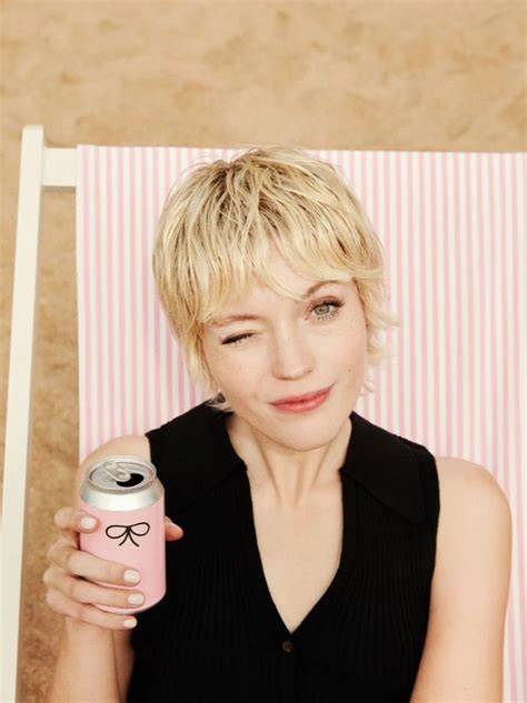 אל תשלבי סתם תשלבי חכם הטיפים המנצחים לשילוב אקססוריז בלוקים שלך