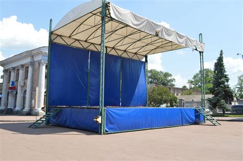 В Переяслав Хмельницькому нове вбрання головної міської сцени Переяславська міська рада