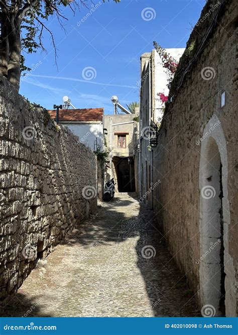 Ancient Cobblestone Background Stock Image 113528077