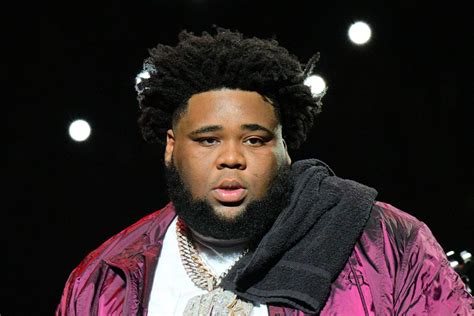 Rod Wave Blasts Social Media Blogs For Spreading Cheating Rumors