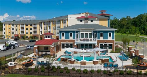 Attain At Quarterpath Apartment Homes In Williamsburg Va