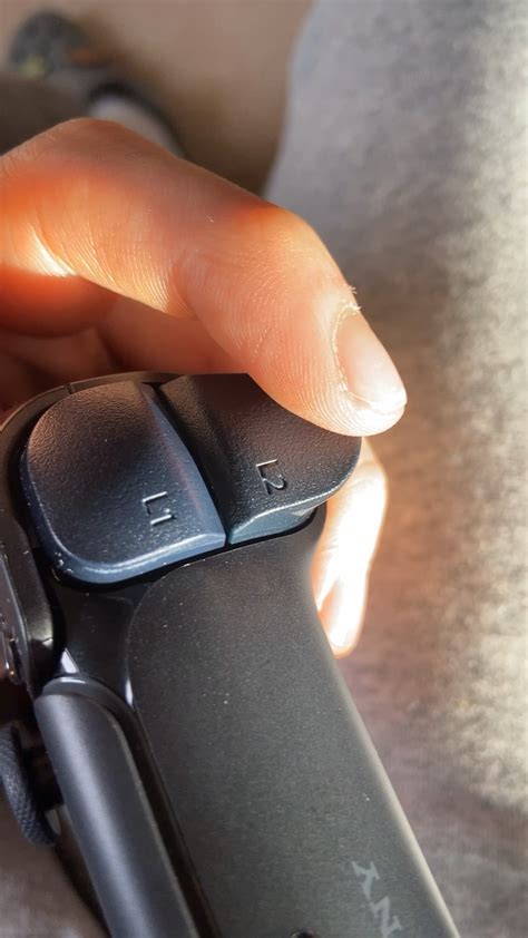 Ps5 Controller Trigger Makes Clicking Noise Even When Off Does Anyone Know If There Is A Fix