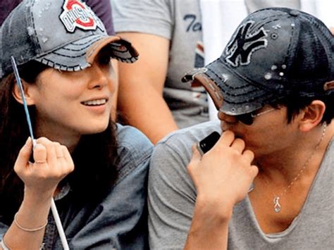 저희 사겨요 공개 연애 하자마자 광고 뚝 끊겨 수입 90 줄었다는 여배우