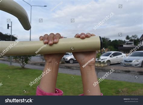 1 Resultados De Imágenes Fotos De Stock E Ilustraciones Libres De Regalías Para Grass Grond