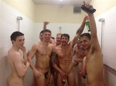 Celebrating Is Much Better When Naked Scrolller