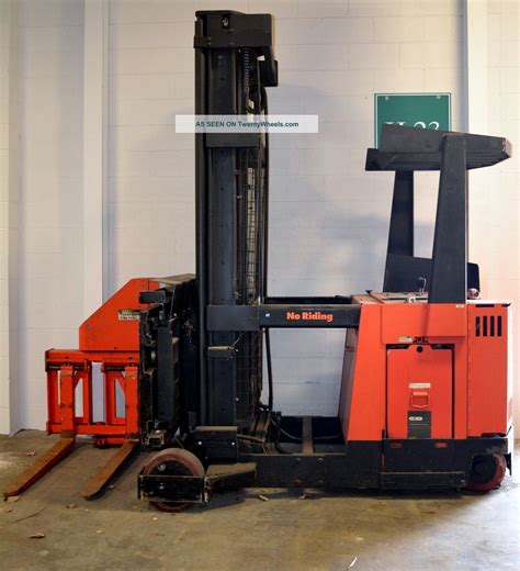 Raymond Stand Up Swing Reach Forklift Fork Truck 36v Electric