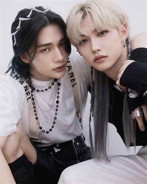Hyunjin Lees Instagram Twitter And Facebook On Idcrawl