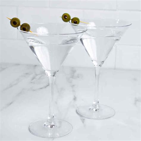 Martini Cocktail Recipe Plus Tips And Tricks