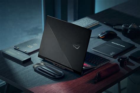 The New Rog Zephyrus Duo Se Leads Dual Screen Gaming Laptops Into The Next Generation