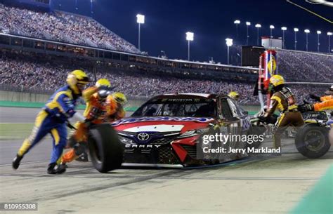 Kyle Busch Snickers Photos And Premium High Res Pictures Getty Images