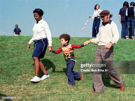 Musician And Singer Jim Seals With Wife Ruby Jean Seals And Their Son News Photo Getty Images