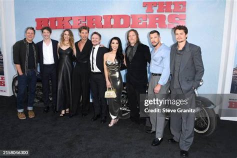 4227 Jodie Comer Photos And High Res Pictures Getty Images