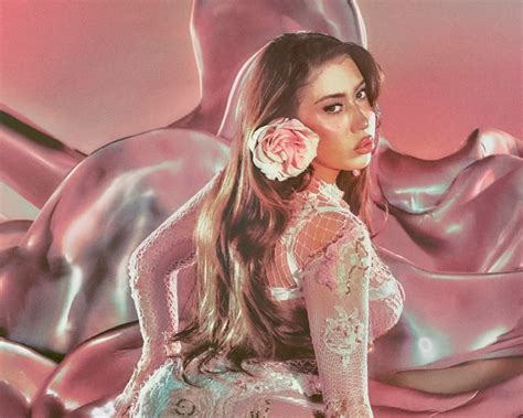 Kali Uchis Anuncia O álbum Sincerely E Lança O Single Sunshine