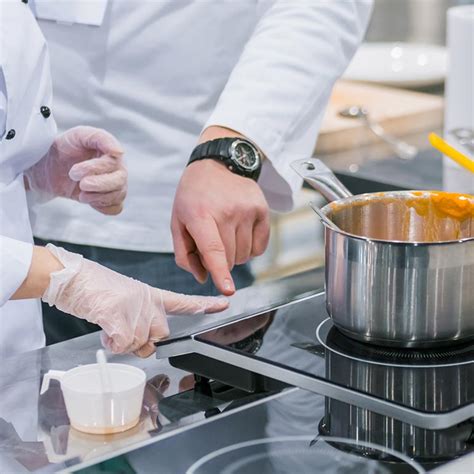 Cara Merawat Kompor Listrik Agar Lebih Awet