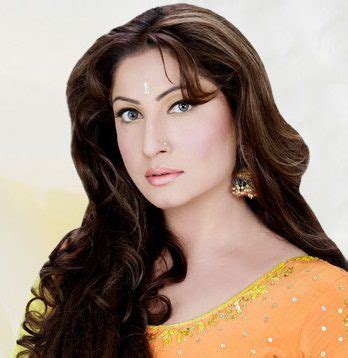 Saima Khan High Quality Wallpapers
