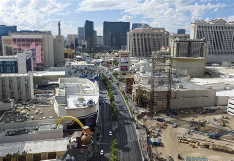 F1 Las Vegas Grand Prix Weekend Room Rates Sees Contrast Between Mgm
