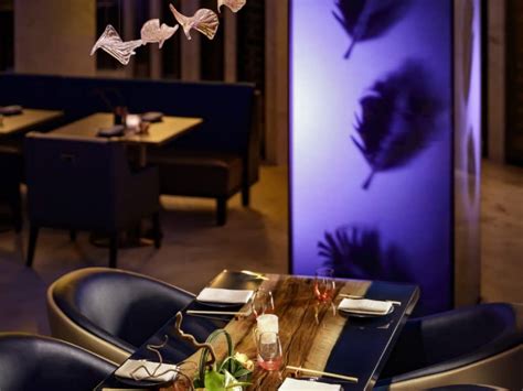 Have An Electric Nightlife Experience At Ling Ling Dubai Time Out Dubai