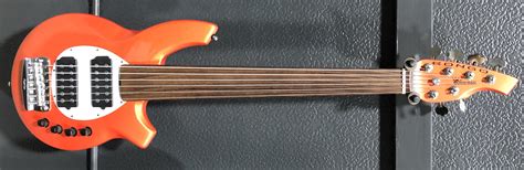 Musicman Bongo 6 String Fretless Lowend Bass Shop Vault