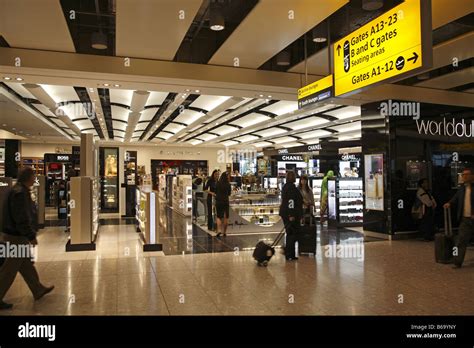 London Heathrow Airport Terminal 5 Five Architekt Architect Richard