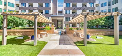 Maa Skysong Luxury Apartment Homes For Rent In Scottsdale Az Maa