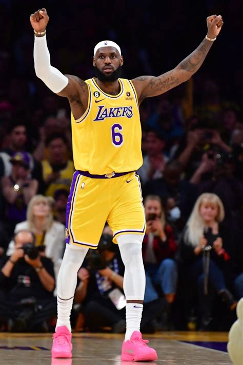 Lebron James El Hombre Récord Del Baloncesto Internacional