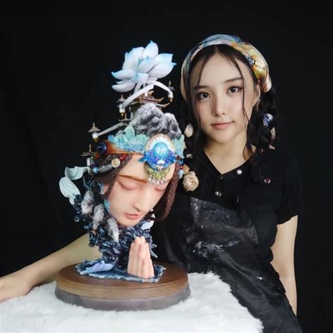 My Arts 🎨 Pitcha Modeler • Threads Say More