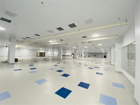 Medical Device Cleanroom Built By Ngs Cleanrooms