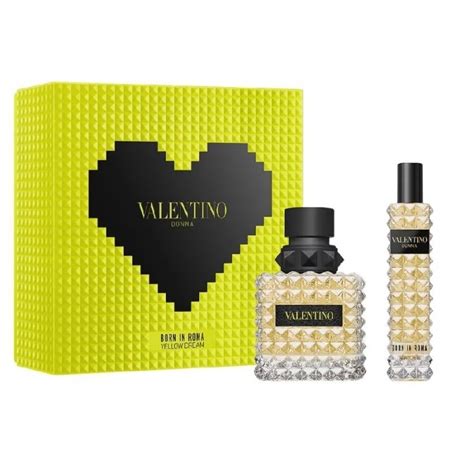 Valentino Donna Born in Roma Yellow Dream 2022 Gift Set With 50ml EDP ...