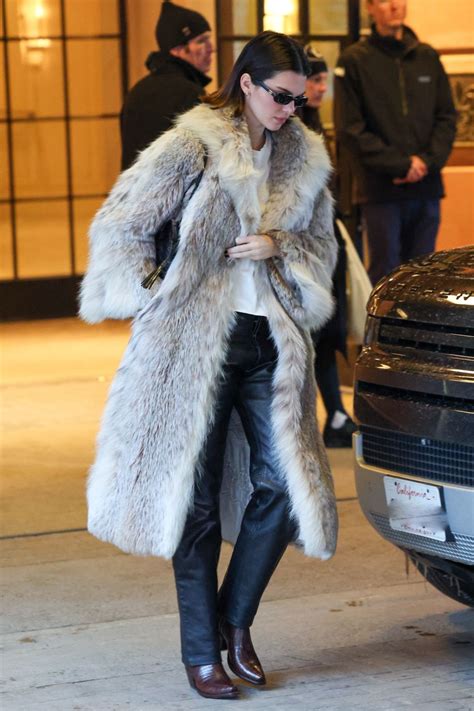 Kendall Jenner Dines In Fur Jacket At Little Nells 02062025 • Celebmafia